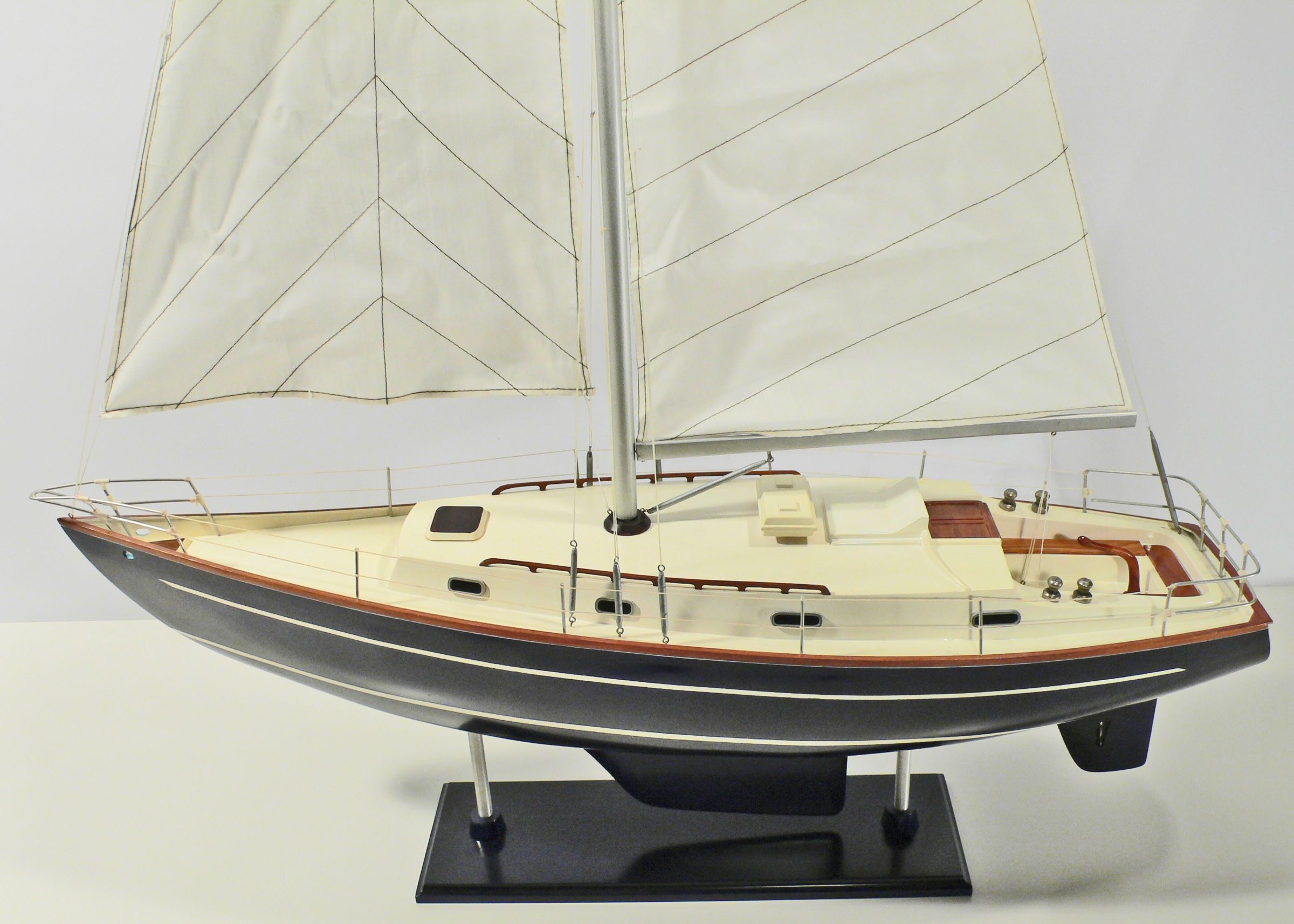 Contessa 32 - Nain-Schiffsmodelle