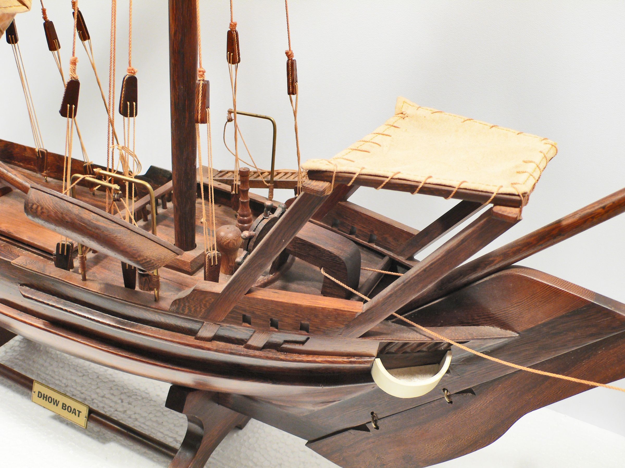 Dhow - Handcrafted Nain ship models