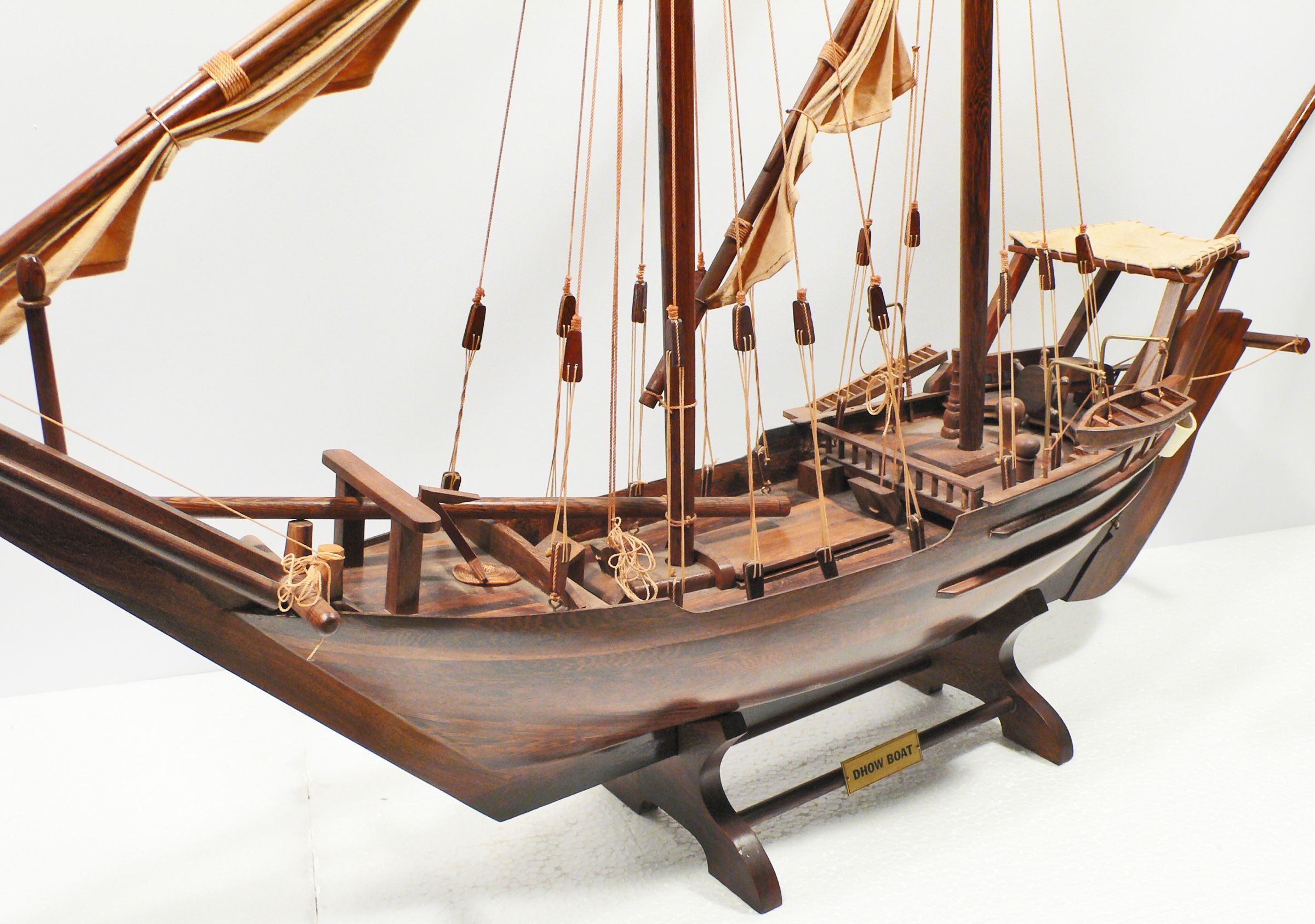 Dhow - Handcrafted Nain ship models