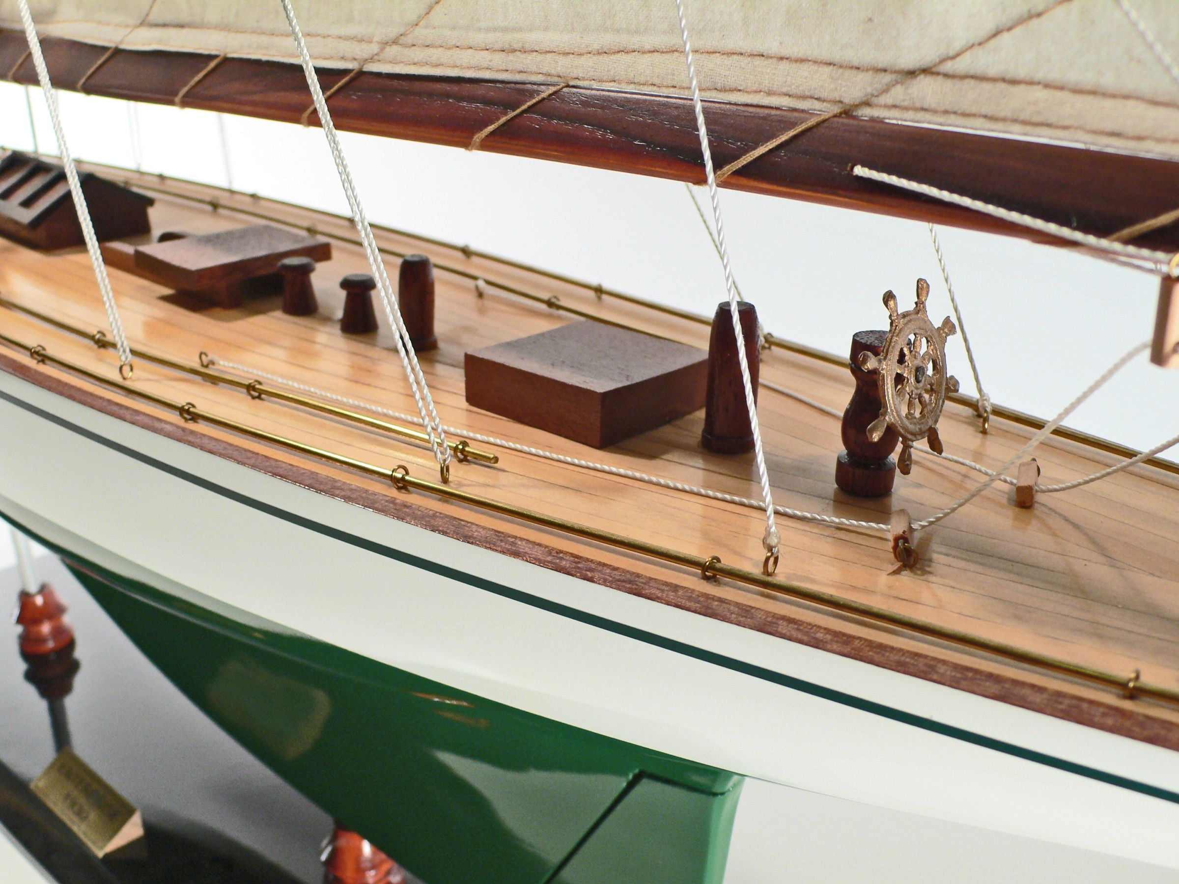 Enterprise (Green, White) - Nain ship models