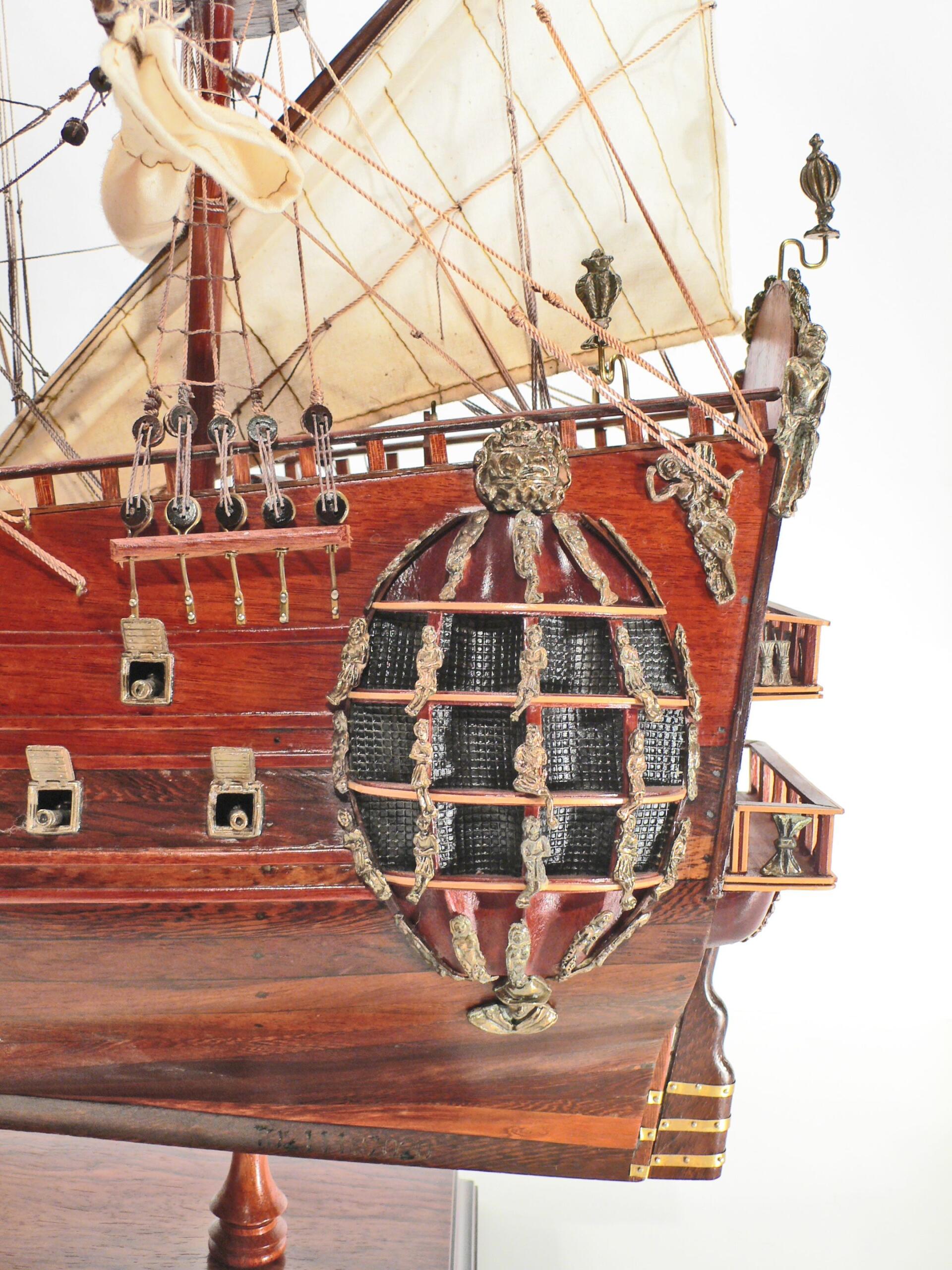 Fairfax - Handcrafted Nain Ship Models
