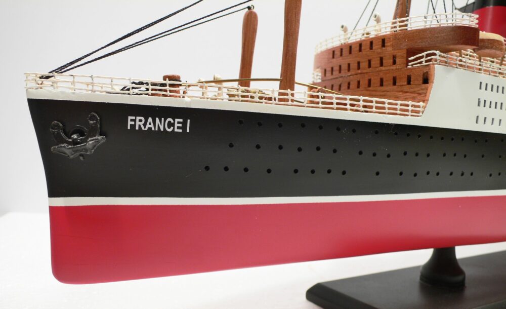 Le France - Modellini di navi Nain