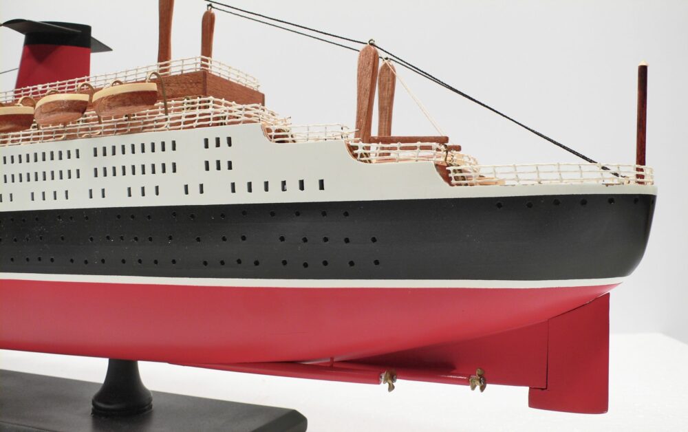 Le France - Modellini di navi Nain