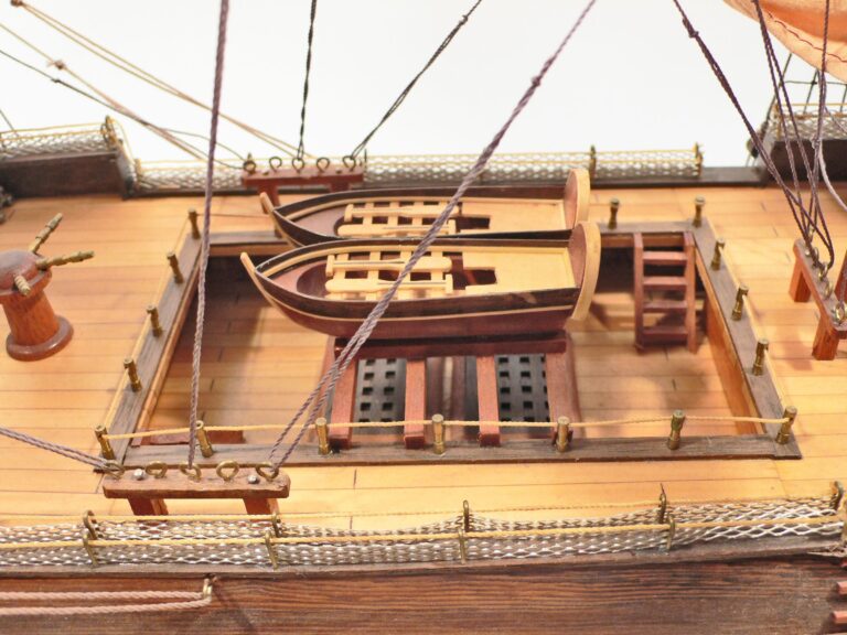 HMS Surprise - Maquettes de bateaux Nain