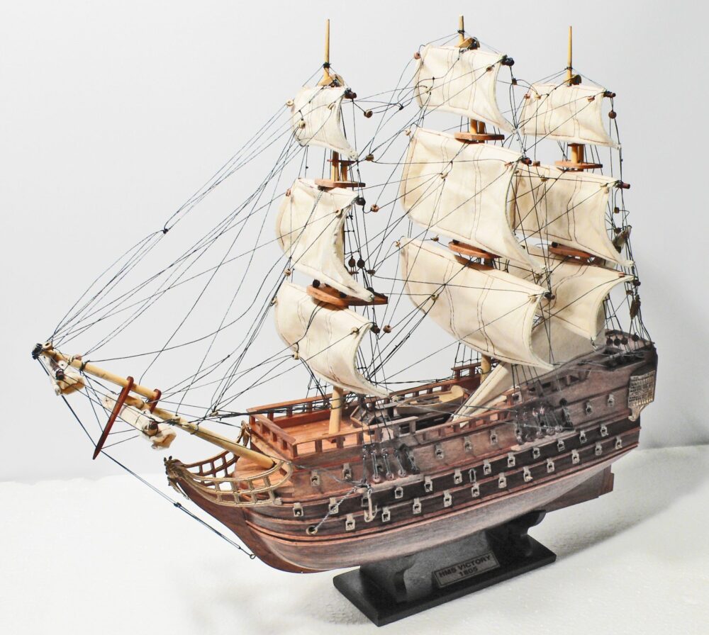 HMS Victory (S) - Modellini di navi Nain