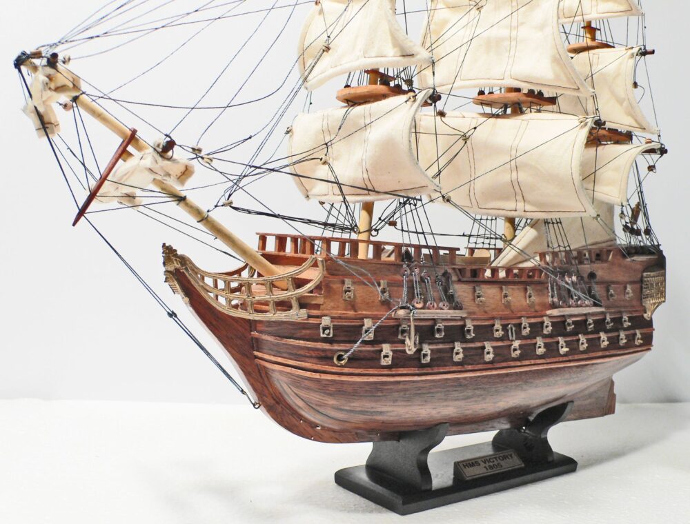 HMS Victory (S) - Modellini di navi Nain