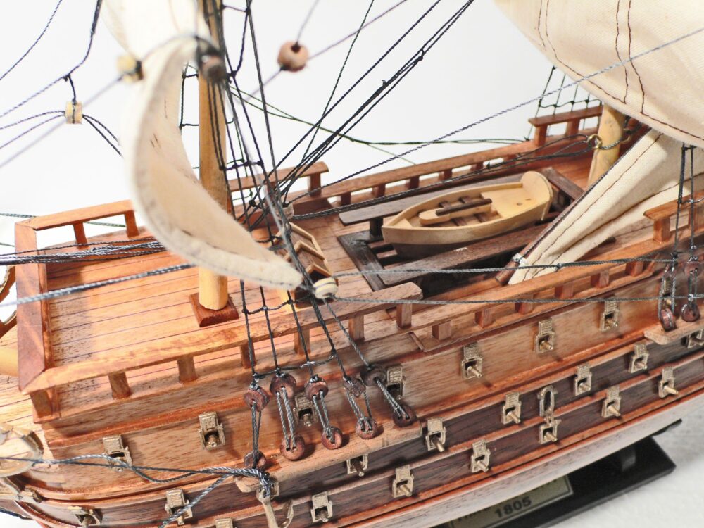 HMS Victory (S) - Modellini di navi Nain