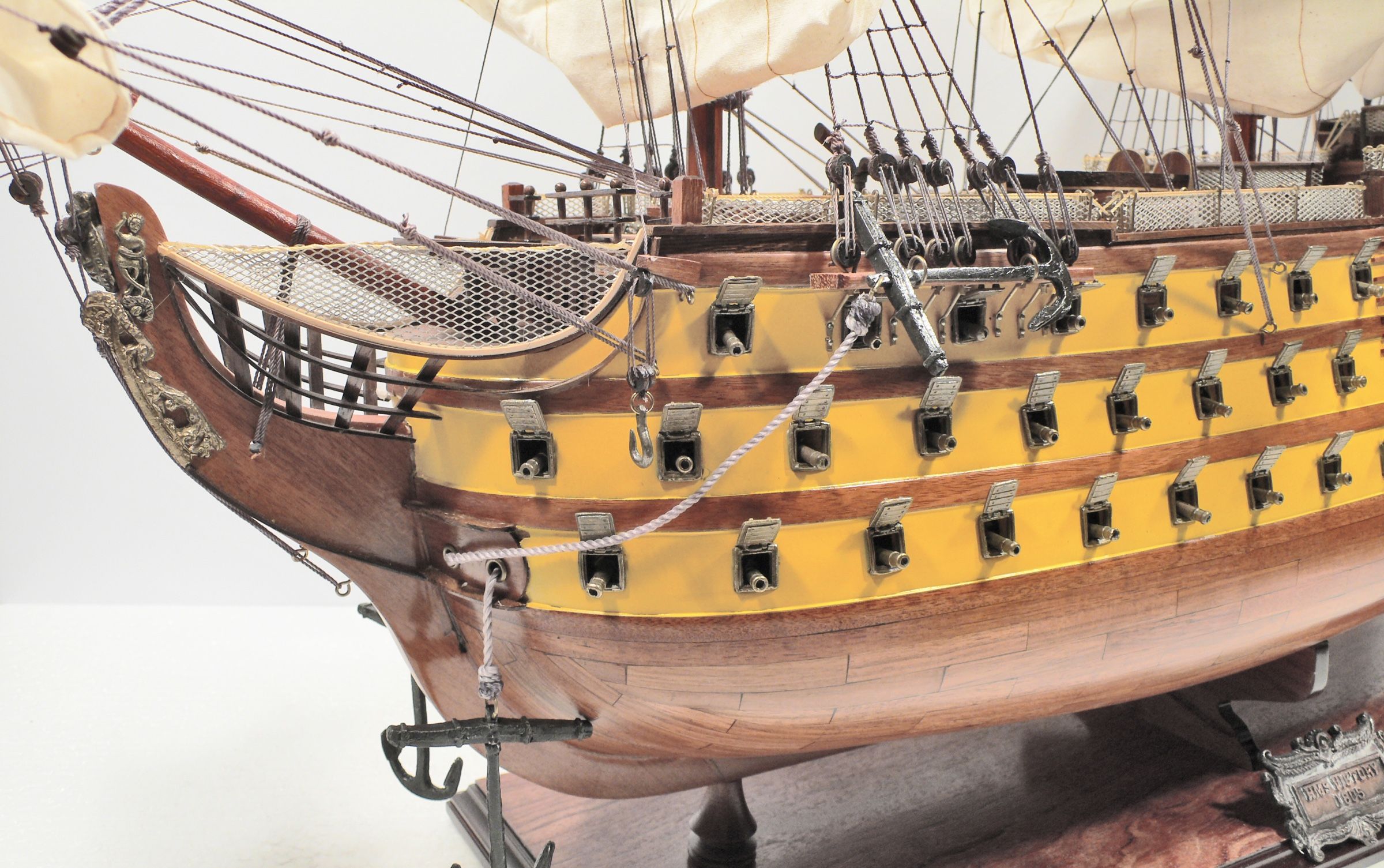 HMS Victory (Yellow) (L, XL) - Nain ship models