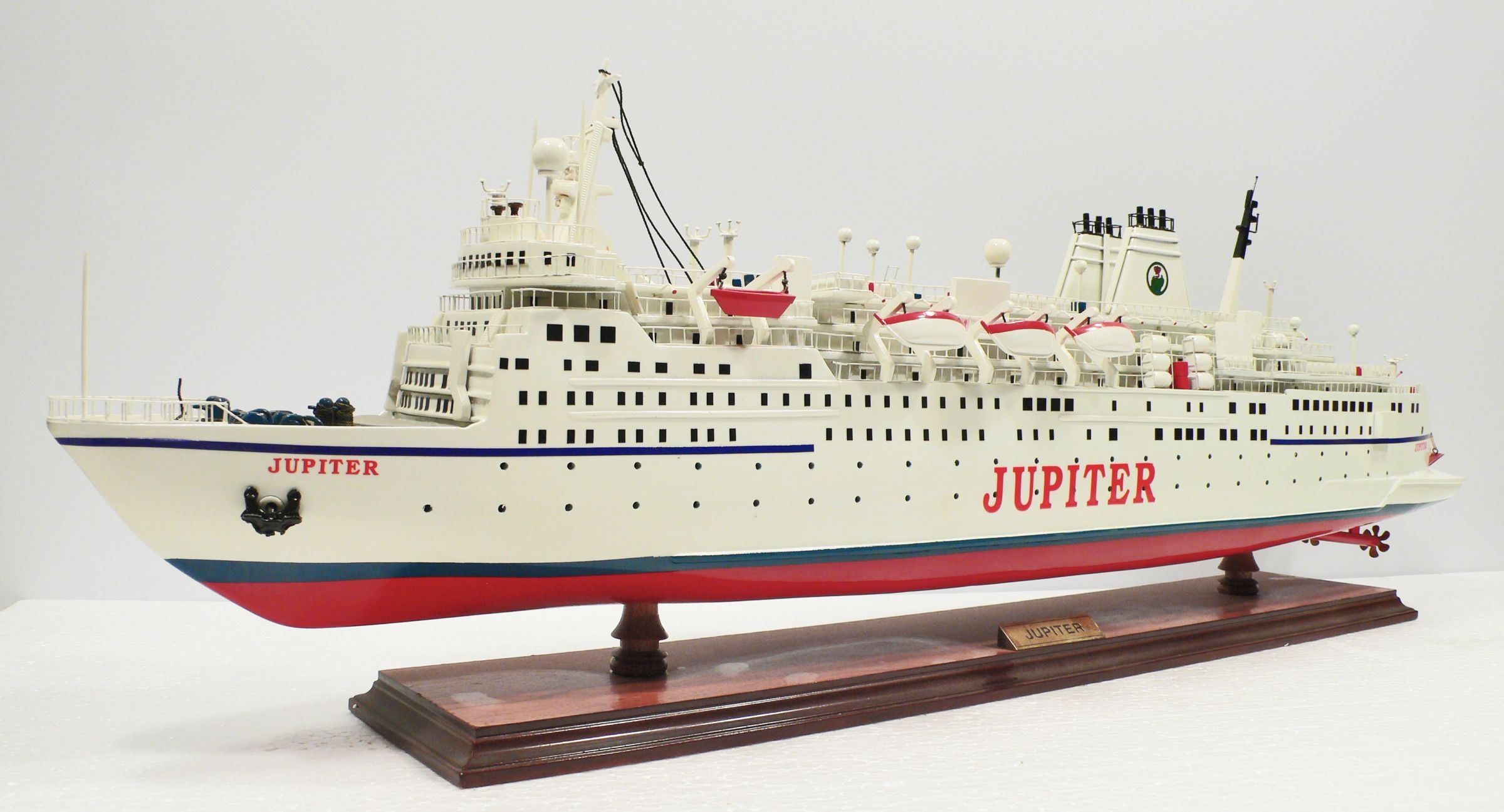 MS Jupiter - Nain ship models