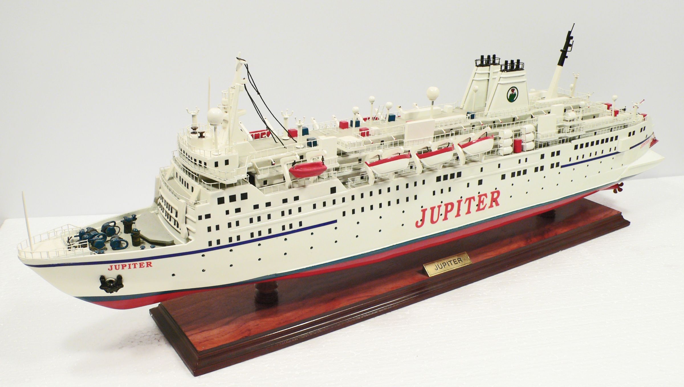 MS Jupiter - Nain ship models