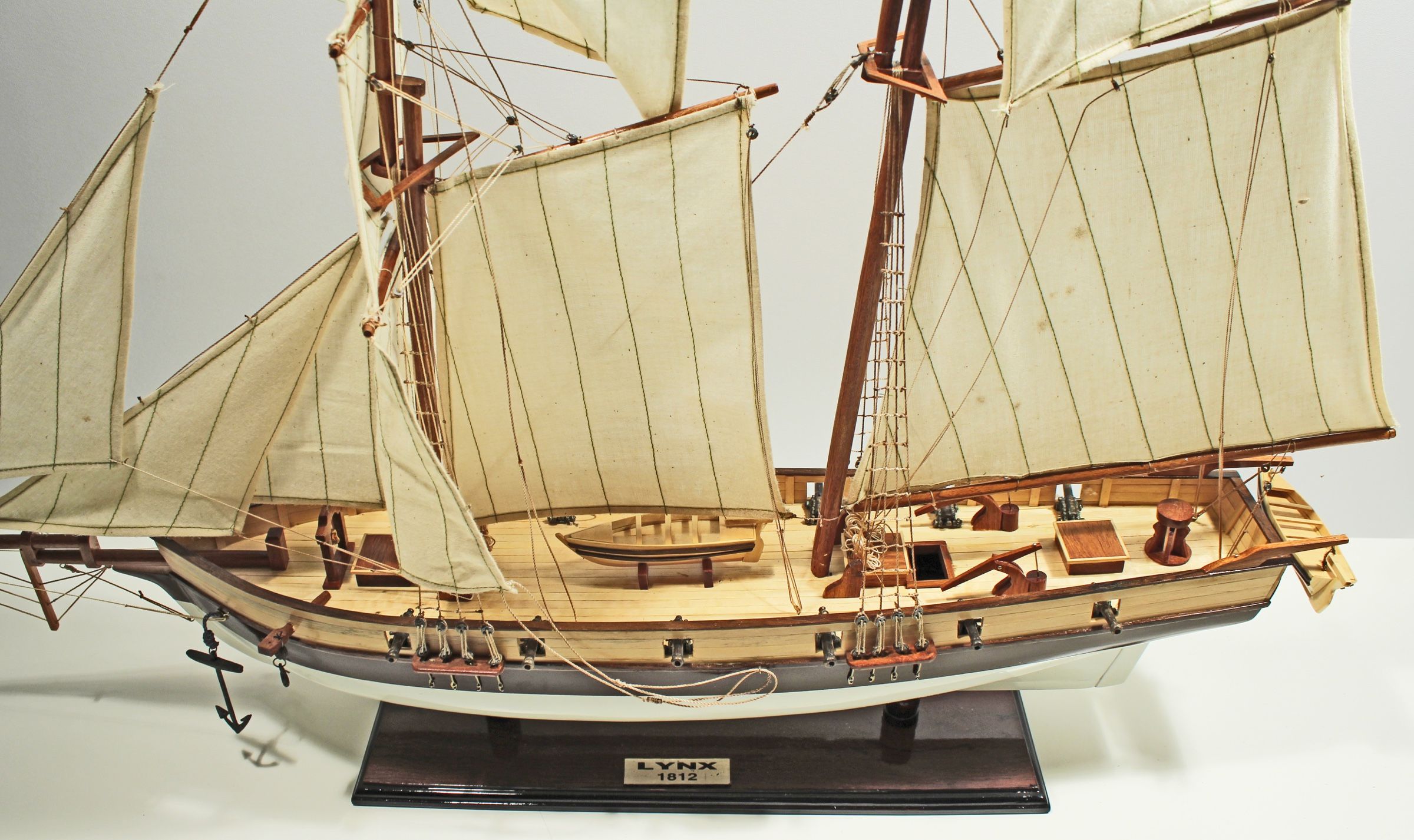 Lynx - Handcrafted Nain ship models