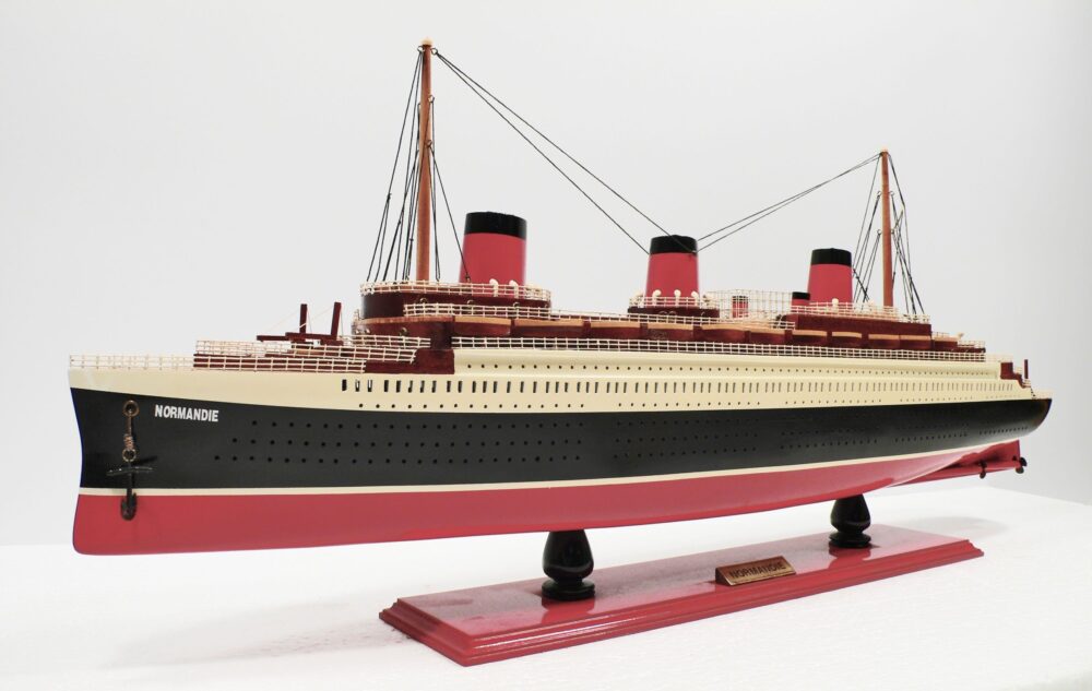 Normandy - Nain ship models