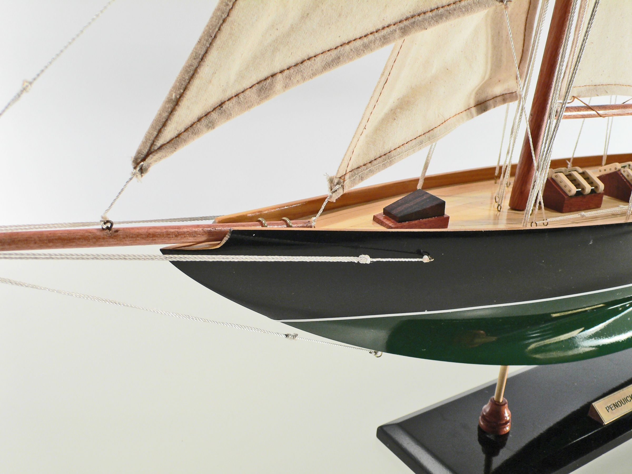 Pen Duick (Green, Black) - Nain ship models