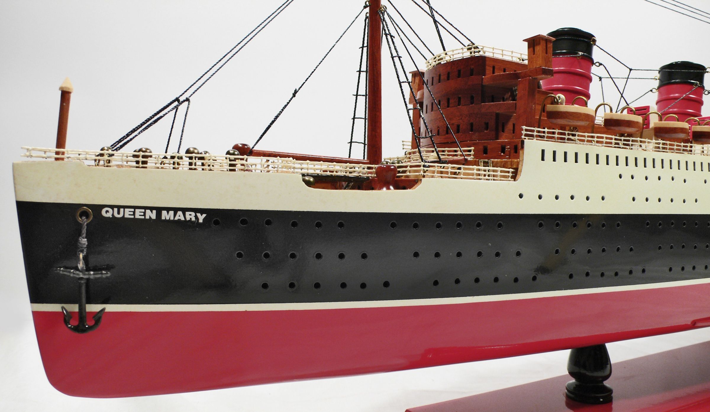 Queen Mary - Nain-Schiffsmodelle