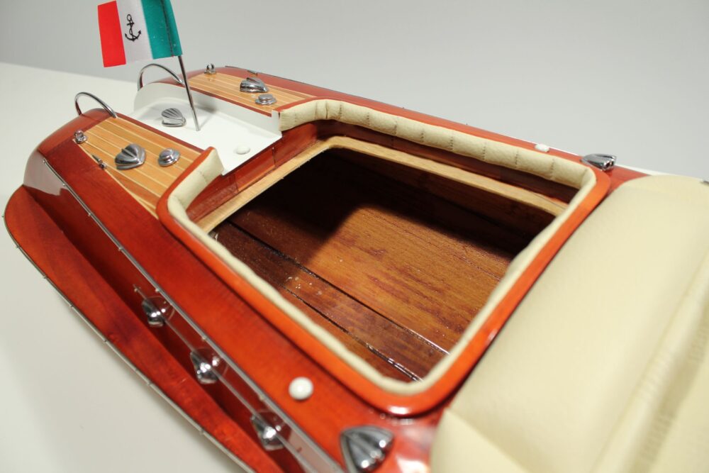 Riva Aquarama Replica Cream, RC Ready - Nain-Schiffsmodelle