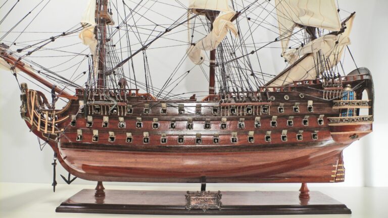 Royal Louis - Maquettes de bateaux Nain