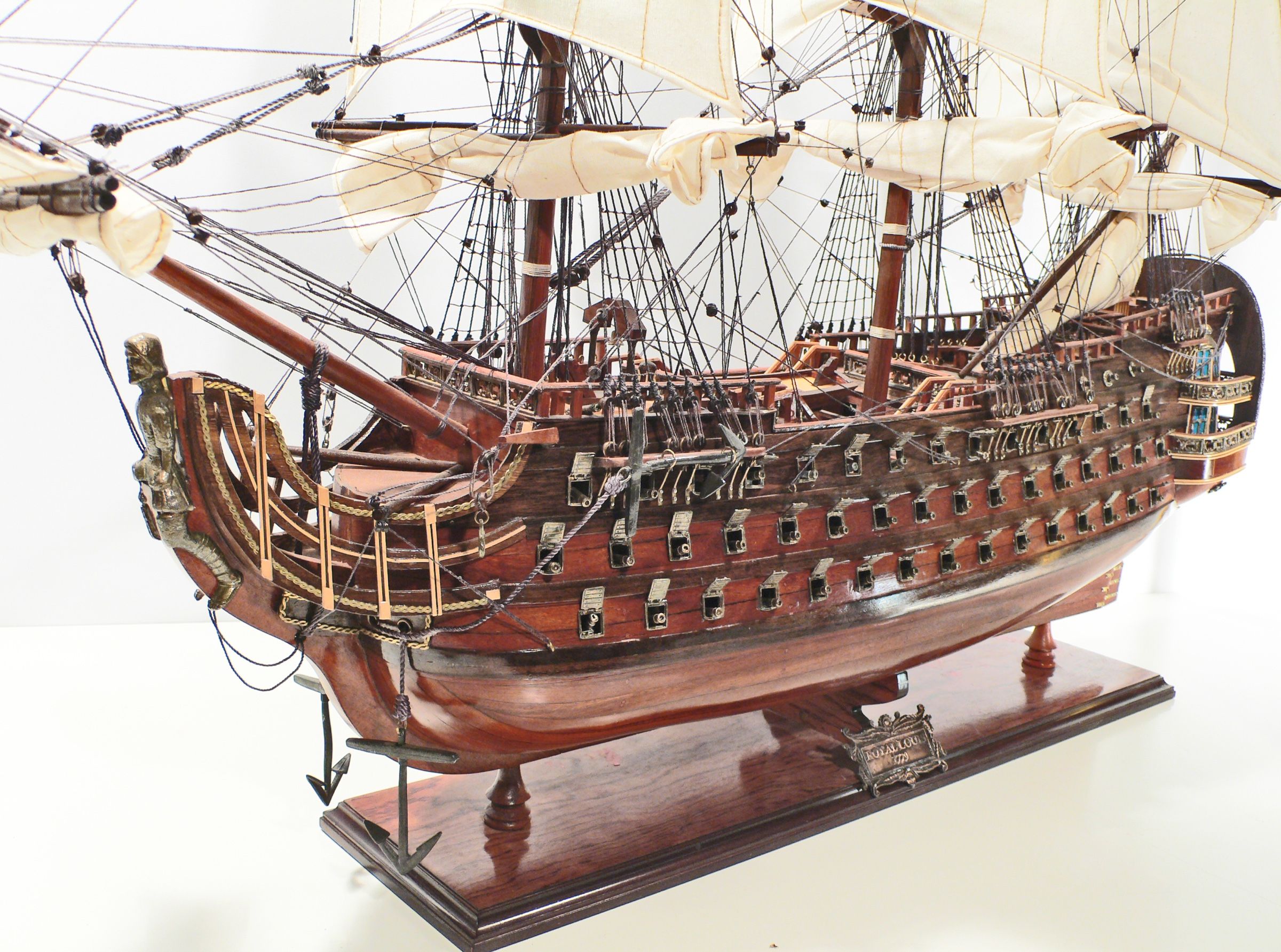 Royal Louis - Nain ship models
