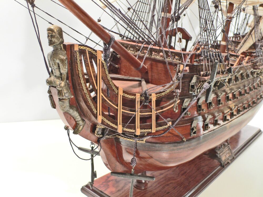 Royal Louis - Nain ship models
