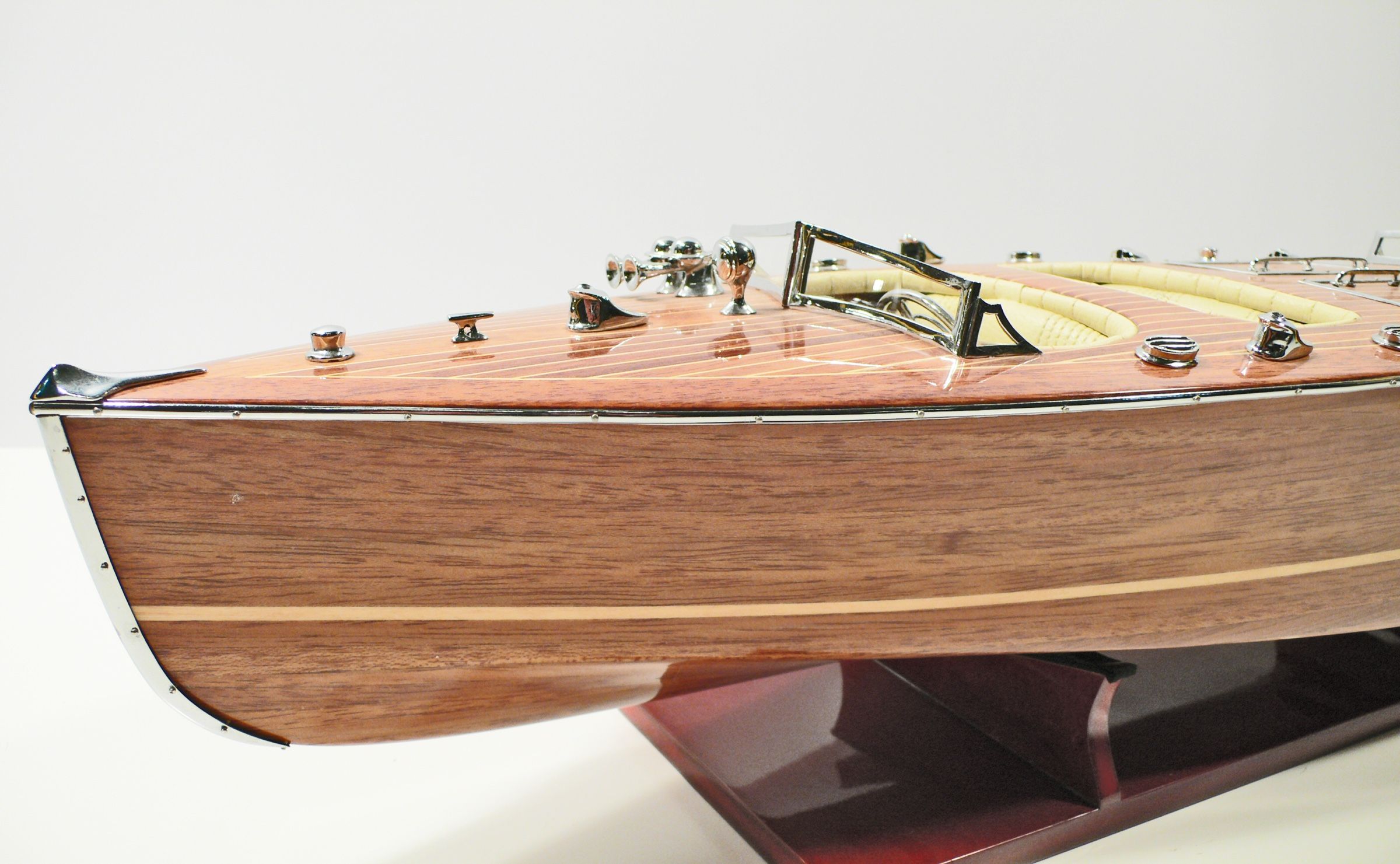 Typhoon (Hell) - Modellini di navi Nain