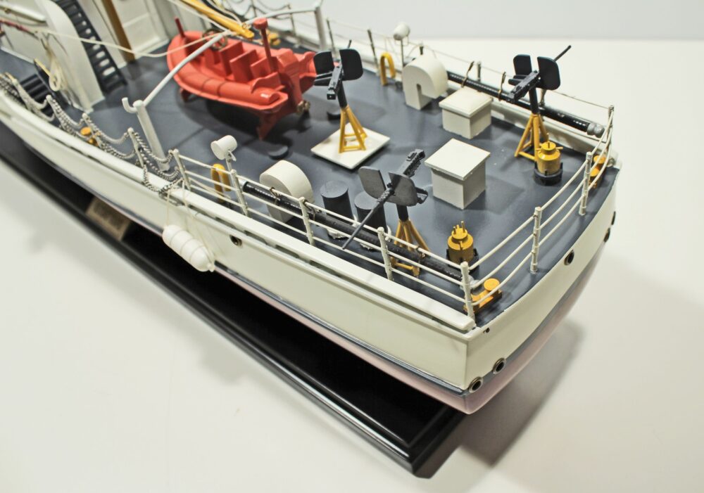 US Coast Guard Boat (Peace Paint) - Nain Ship Models
