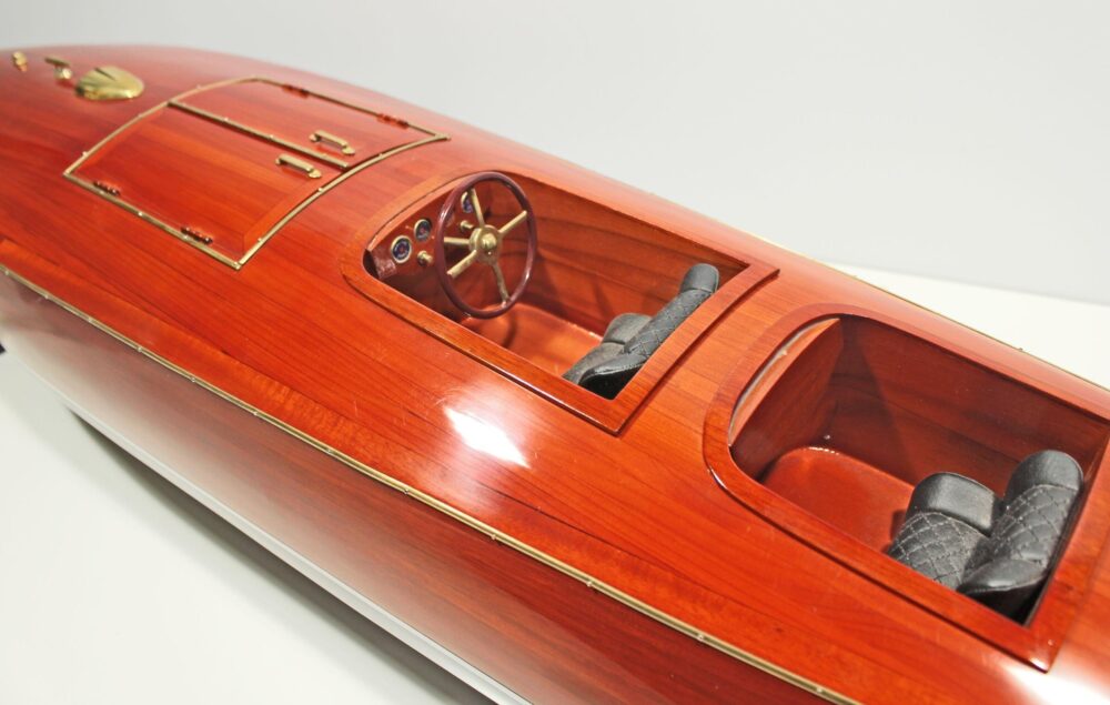 Hydroplane à glissière, RC Ready - Nain Ship Models