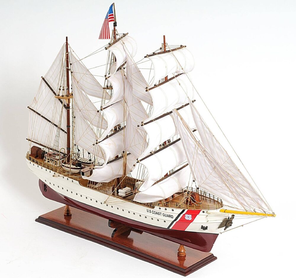US COAST GUARD - USCGC EAGLE - Nain ship models