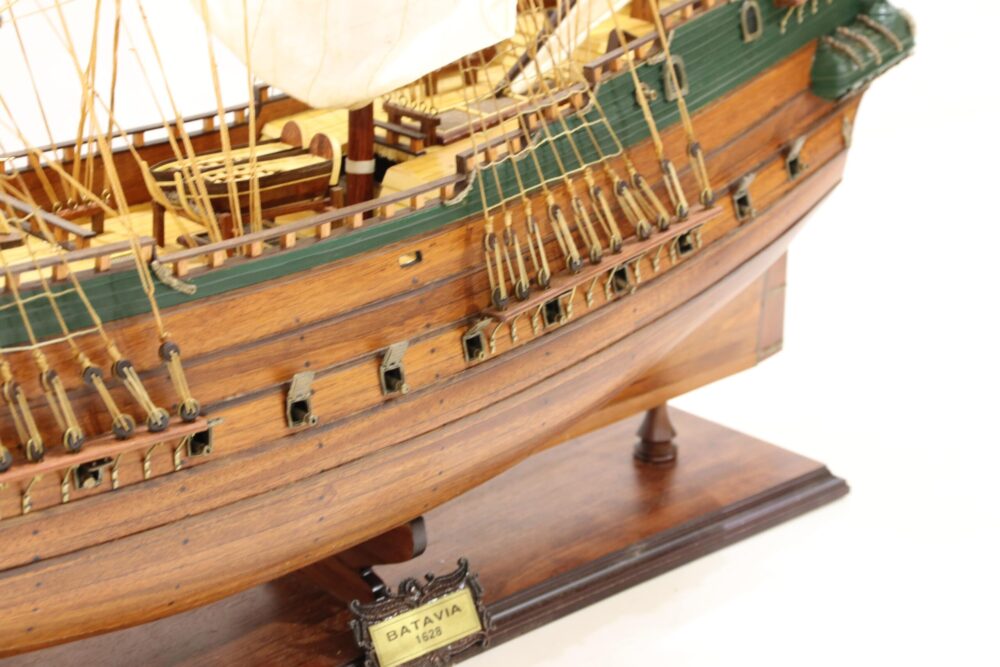 Batavia - Nain ship models